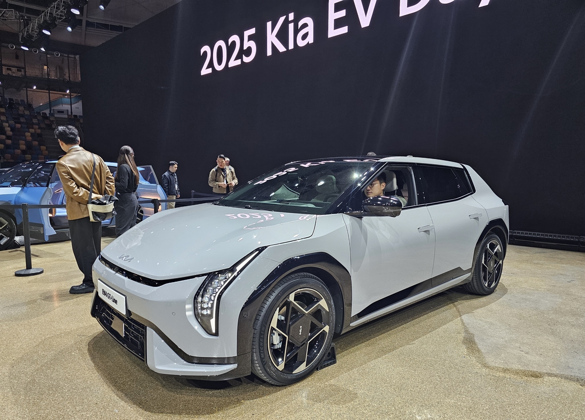 [르포] 미래 전기차가 일상으로…스페인서 미리 만난 EV4·EV2·PV5 | 연합뉴스