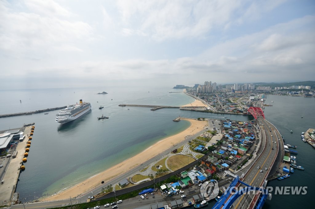 코스타세레나호 속초항 입항 연합뉴스