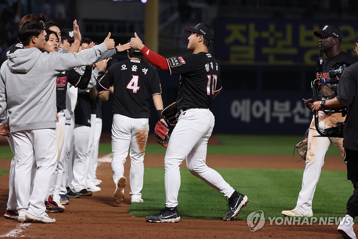 PO 승부 원점으로 돌린 kt | 연합뉴스