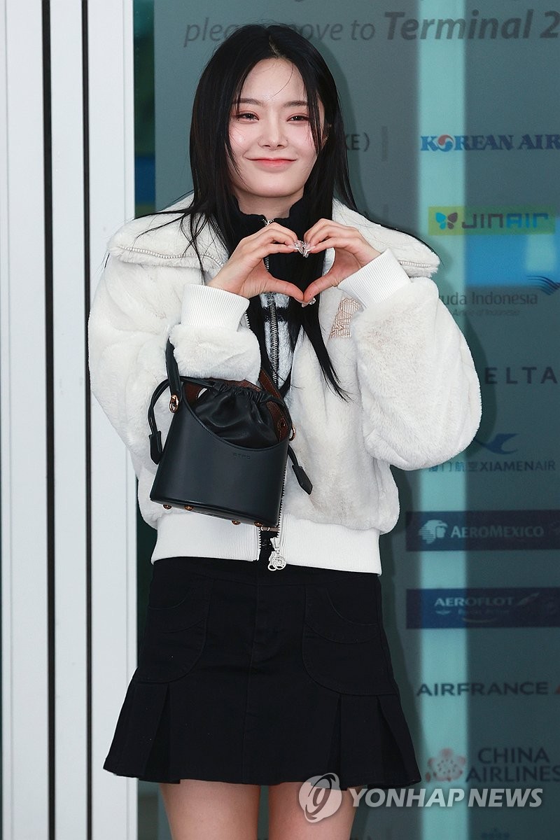 Keena de Fifty Fifty asistirá a los BBMA | AGENCIA DE NOTICIAS YONHAP