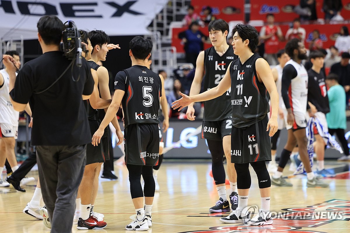 수원 KT, 안양 정관장에 69-58 승리 | 연합뉴스