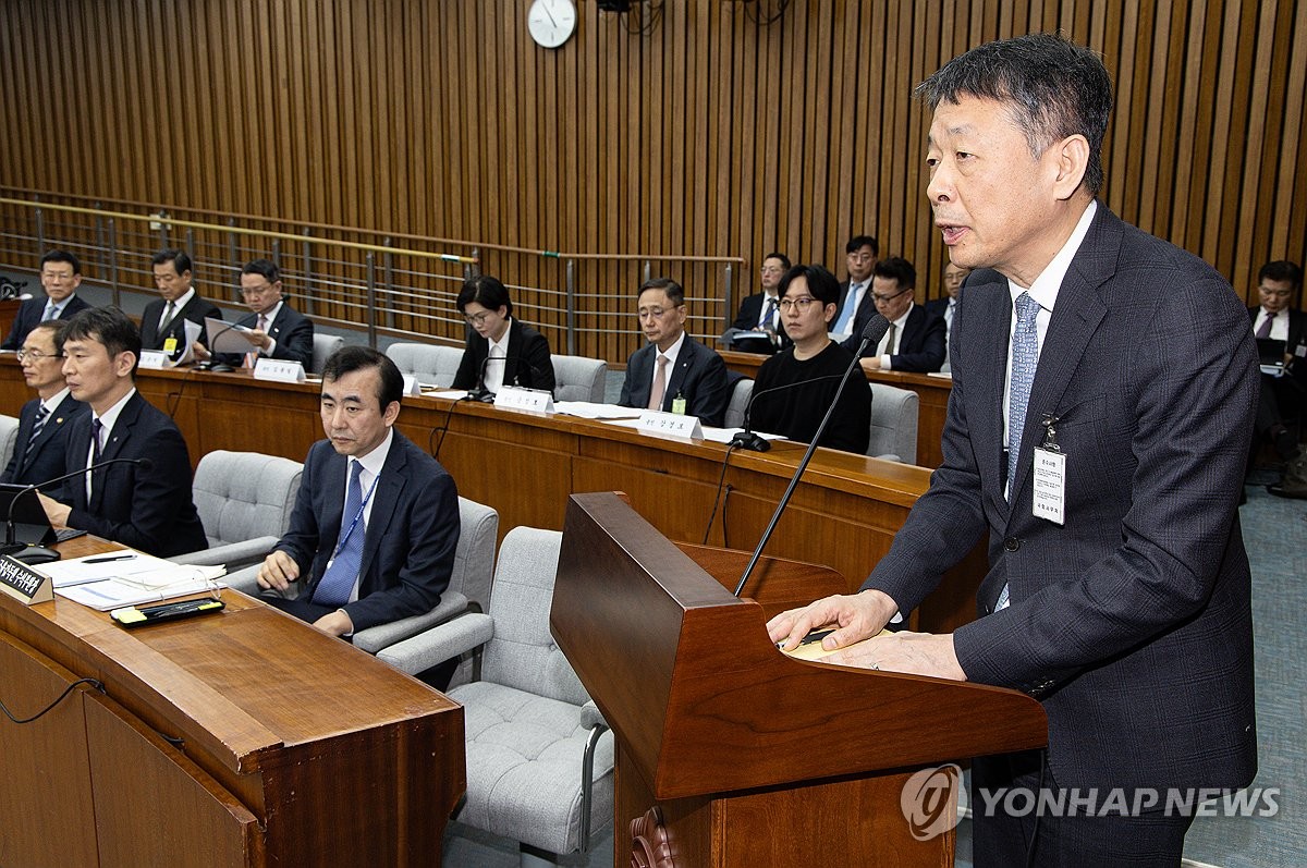 김광일 MBK 파트너스 부회장 답변 | 연합뉴스